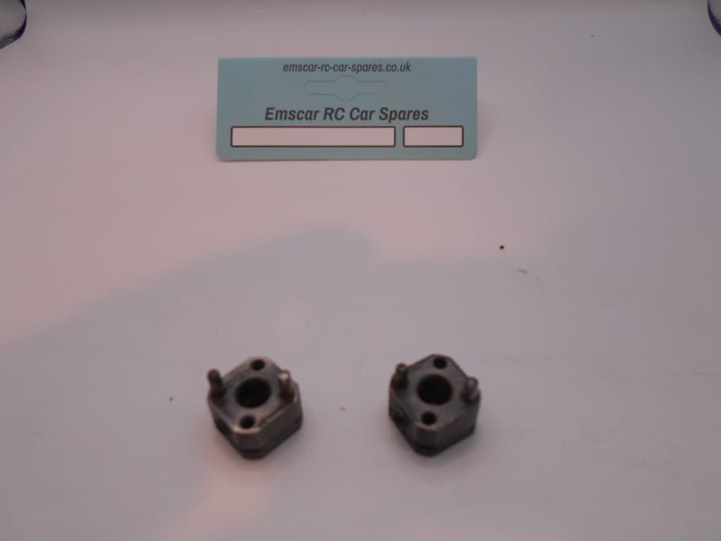 FG Steel square wheel driver 9.5mm (Pair) - Emscar RC Car Spares