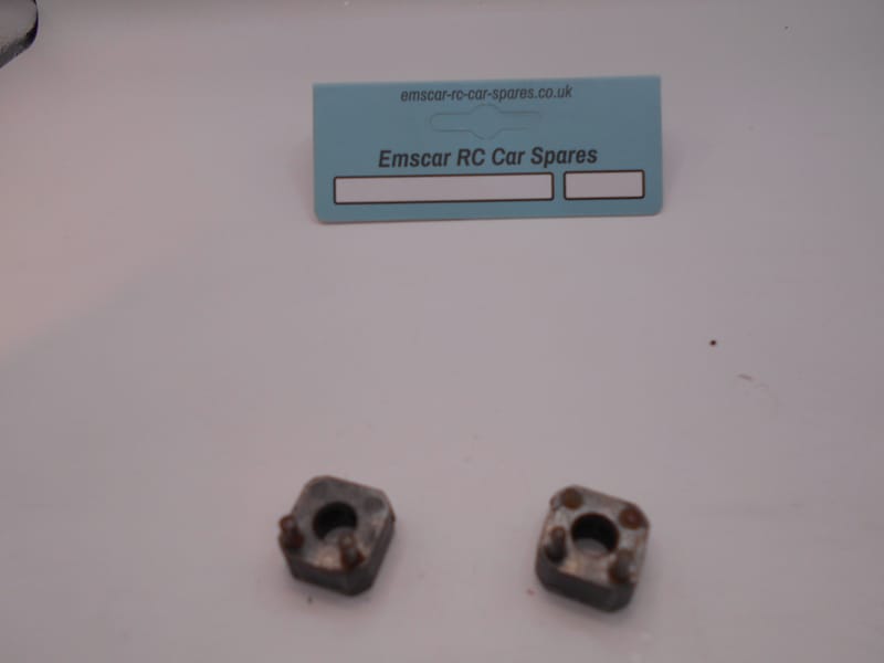 FG Steel square wheel driver 11.5mm (Pair) - Emscar RC Car Spares