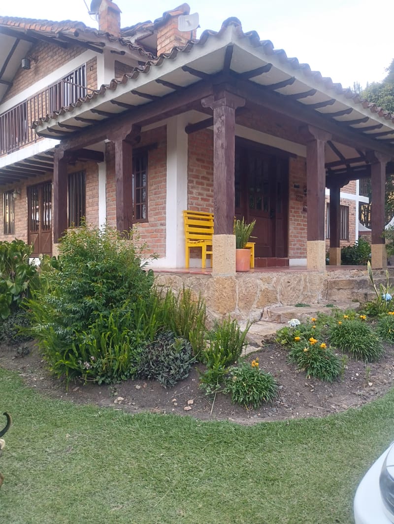 100 Mts adelante de Gomar (Arrendada) - Maloka