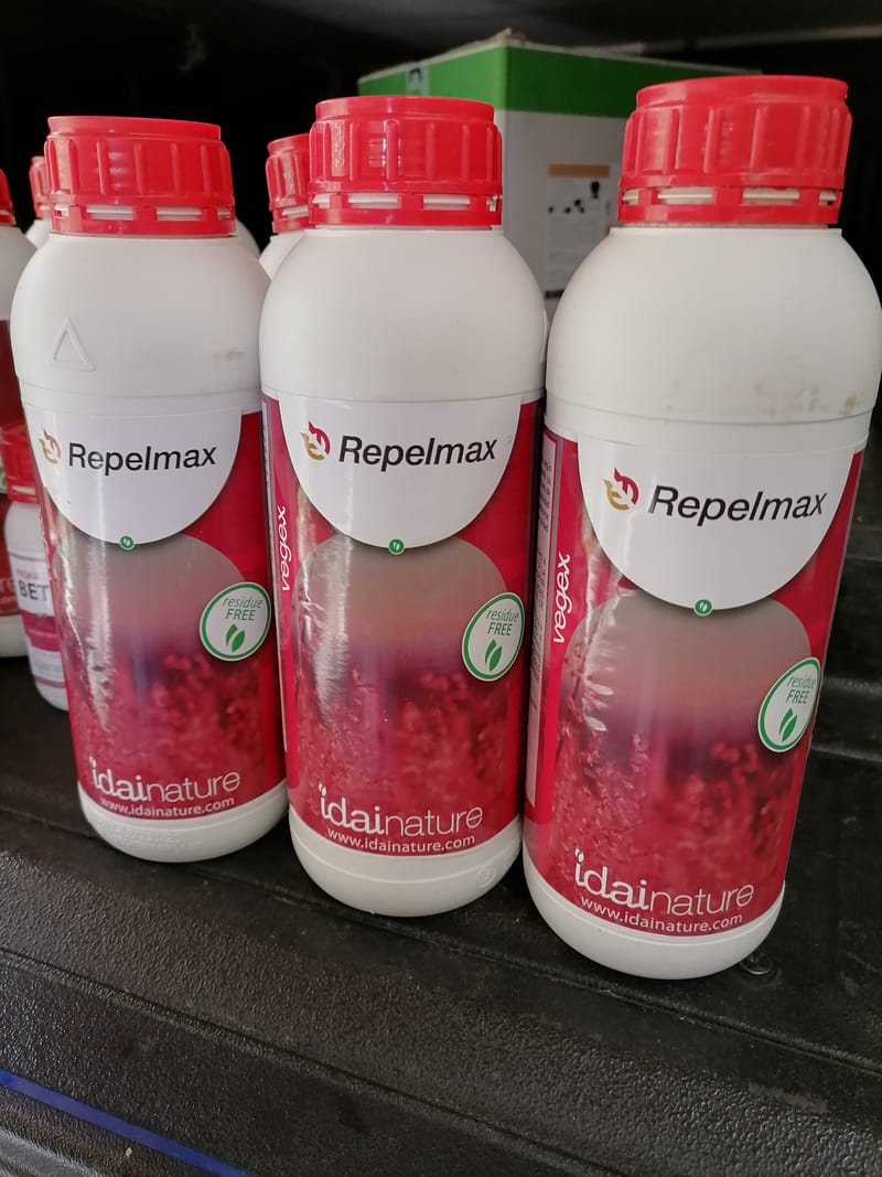 Repelmax x Litro - RoceliLtda