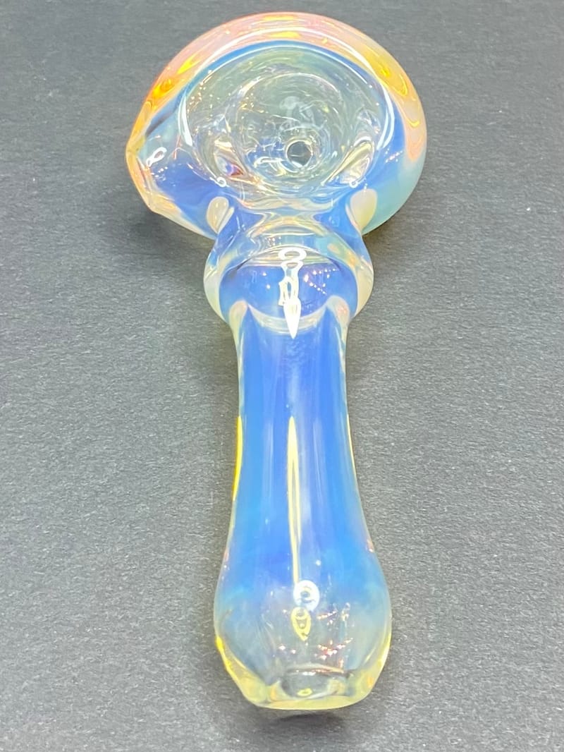 SP-253: Clear Glass Pipe. - Shockers Glass Studio
