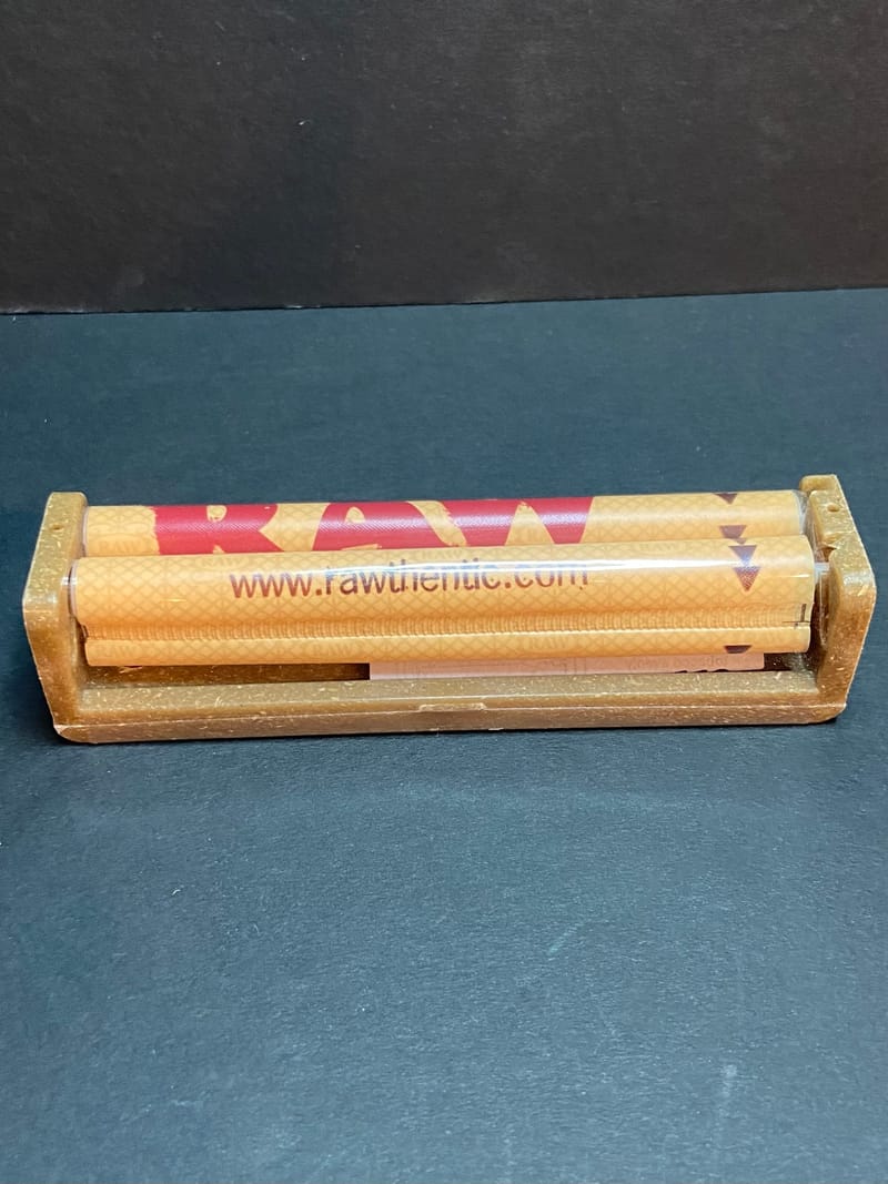 Raw King Size (110 mm) Cigarette Rolling Machine. - Shockers Glass Studio
