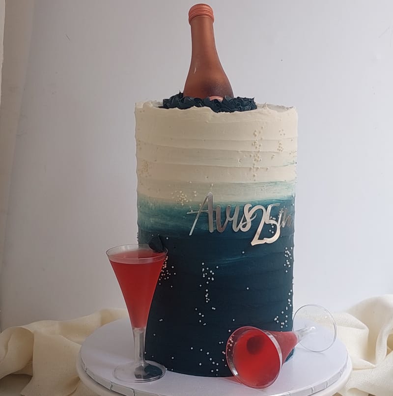Champaign Cake - Delicious Creations