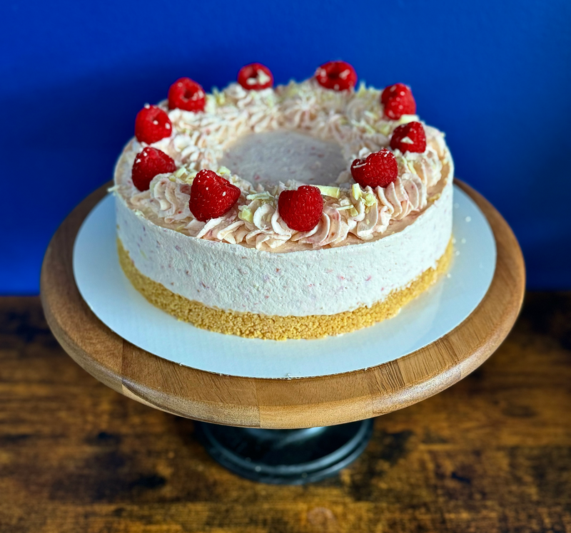 Famous Cake Company cakes and bakes