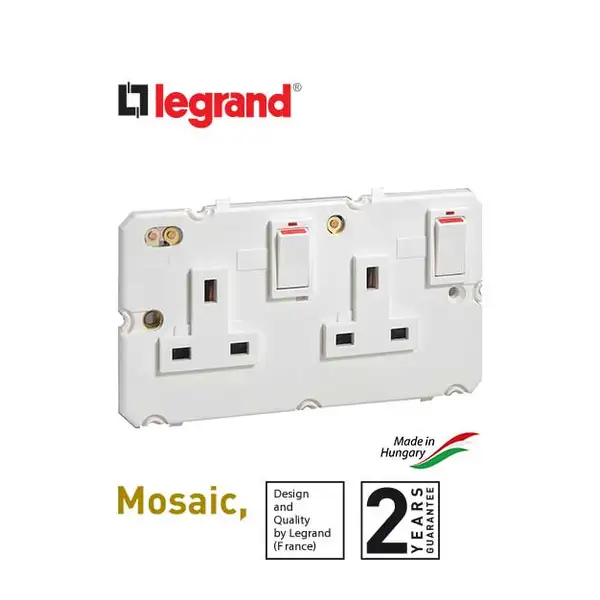 LEGRAND - Duplex Socket 13A W/SW w/ Neon 678143