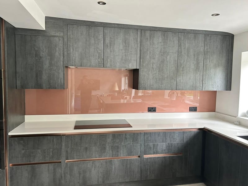 Independent Professional Kitchen Fitter Crawley