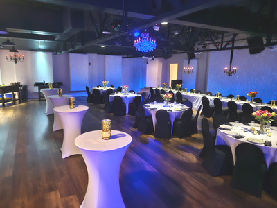 Gallery - The Walnut House